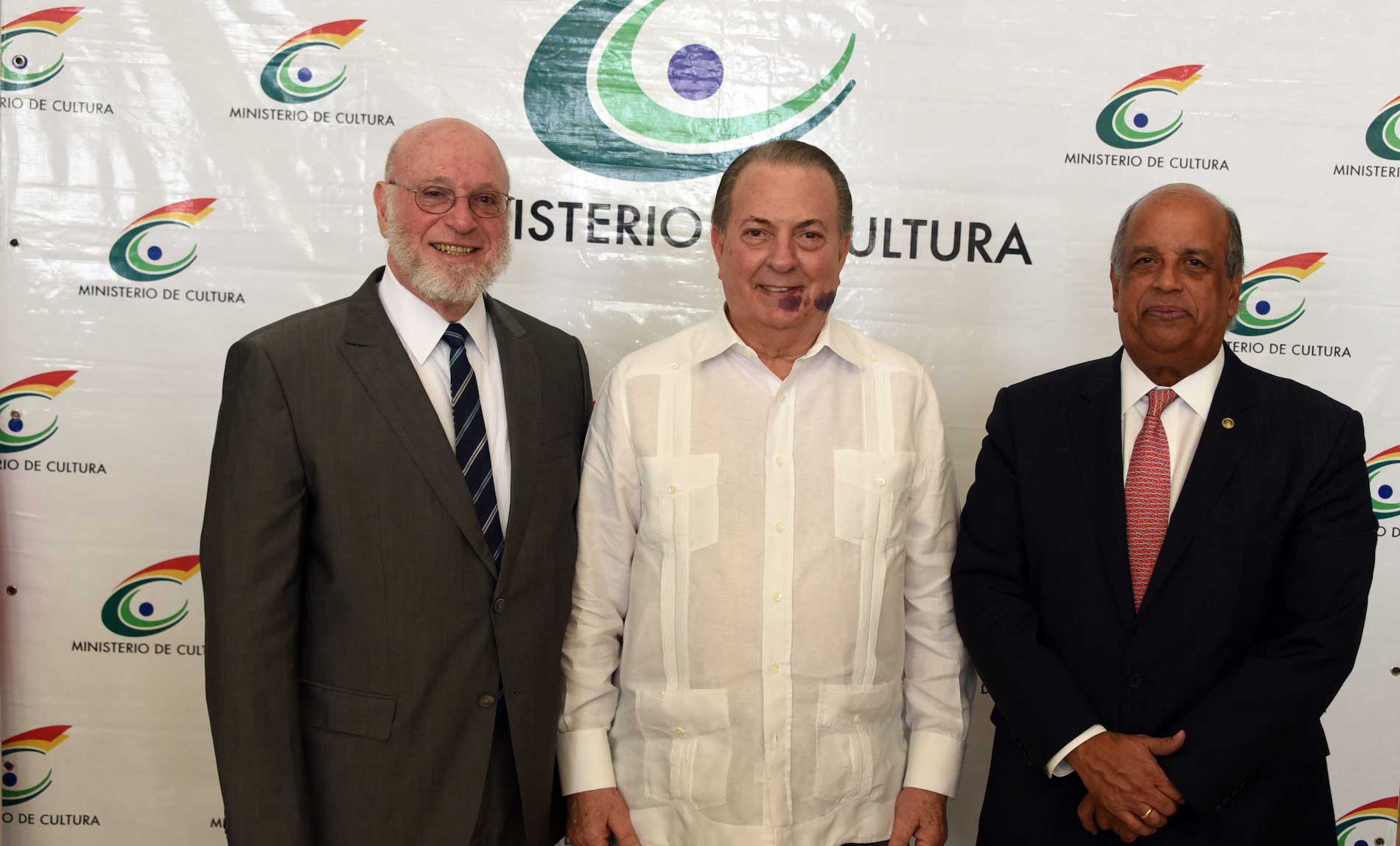 Cultura anuncia Primera Muestra del Libro Dominicano en Canadá ...